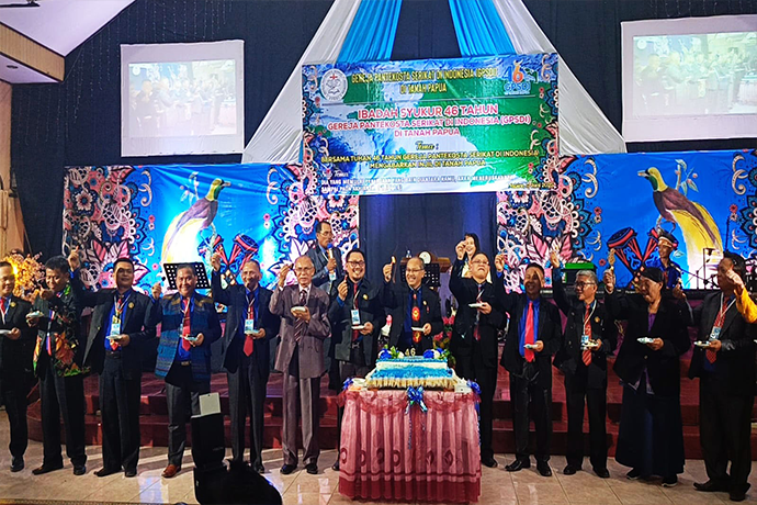 GPSDI Papua Rayakan HUT ke-46: 46 Tahun Mengabarkan Injil di Tanah ...