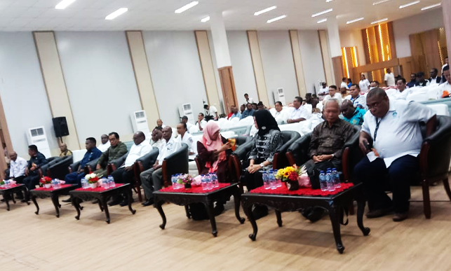 Tim Narasumber dari Jakarta Disambut Tarian Adat Suku Mee ...